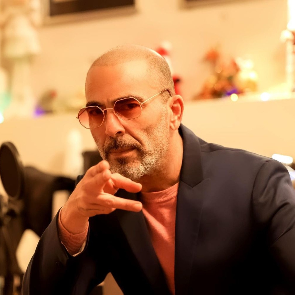 Βαλάντης: Το νέο του τραγούδι λέγεται «Πουτ@ν@» και ο σεξισμός είναι ...