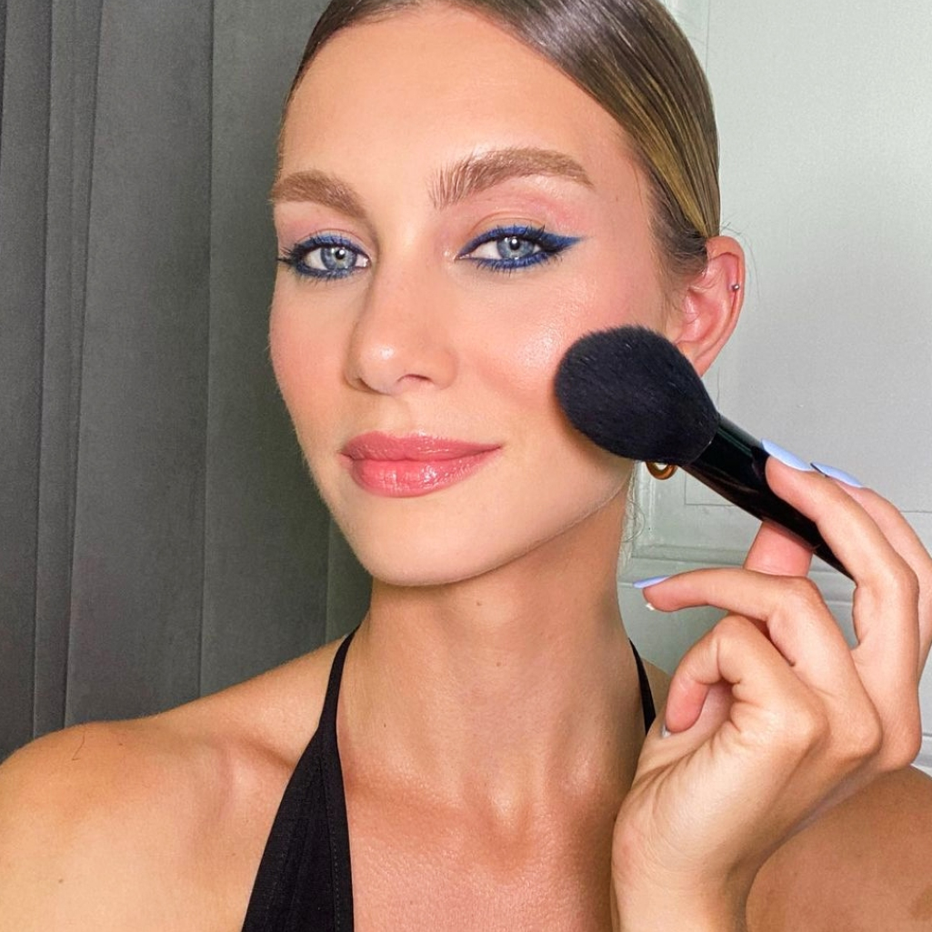 Πώς να διαλέξεις το σωστό χρώμα ρουζ για την επιδερμίδα σου | Jenny.gr