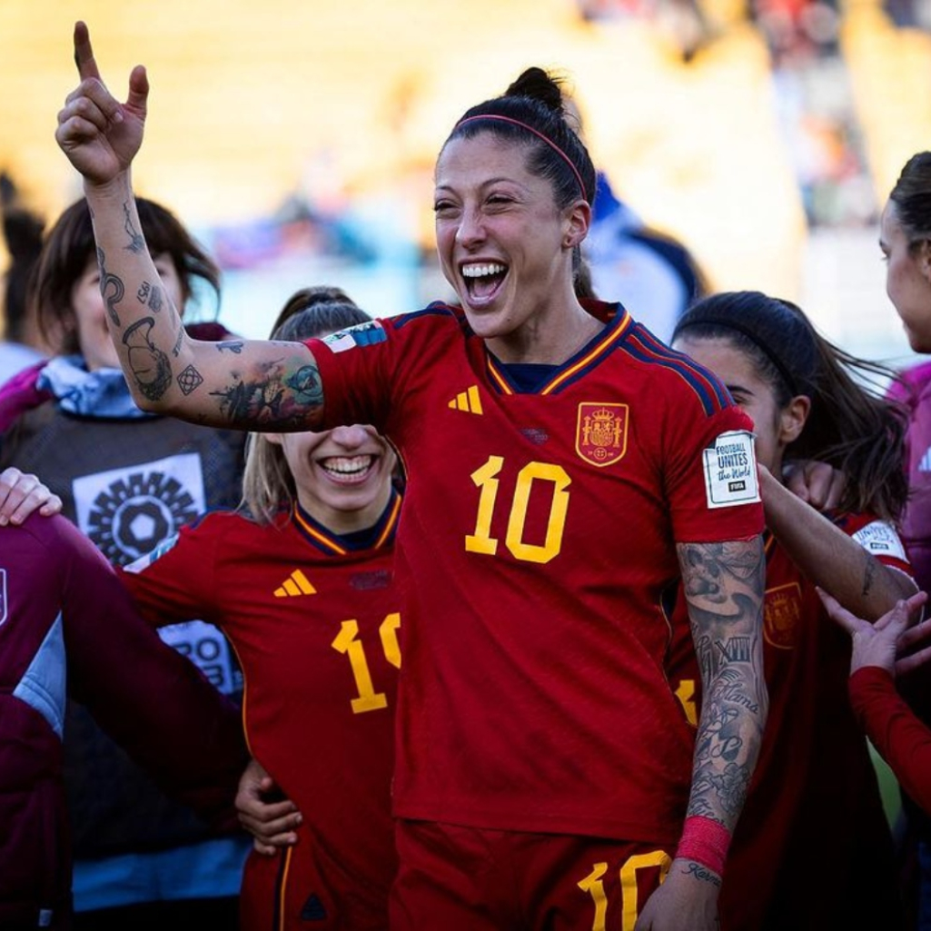 «Ήμουν θύμα σεξισμού. Δεν επιστρέφω στην ομάδα»: Η ανακοίνωση της Τζένι ...