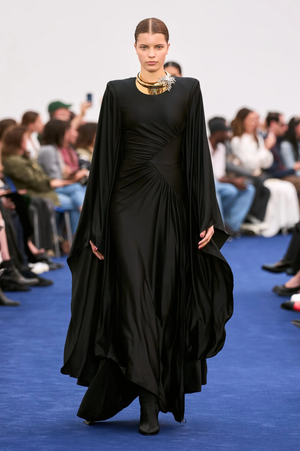 PCW: Ο Giambattista Valli με την πρώην Πριγκίπισσα Ολυμπία, η Armani ...