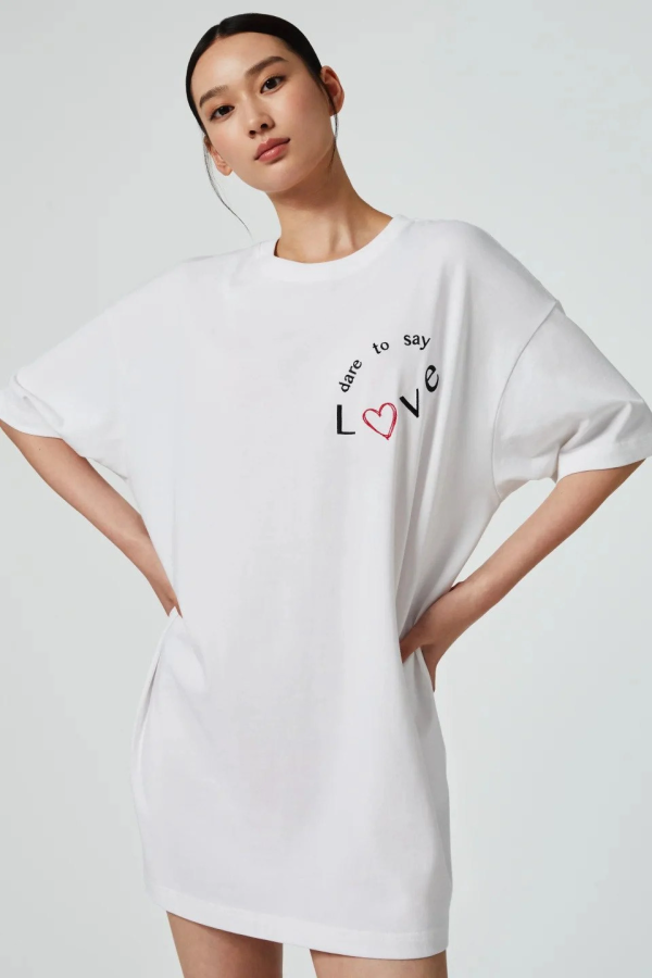 Η νέα συνεργασία της Victoria’s Secret με το edgy κινέζικο brand, RUI ...