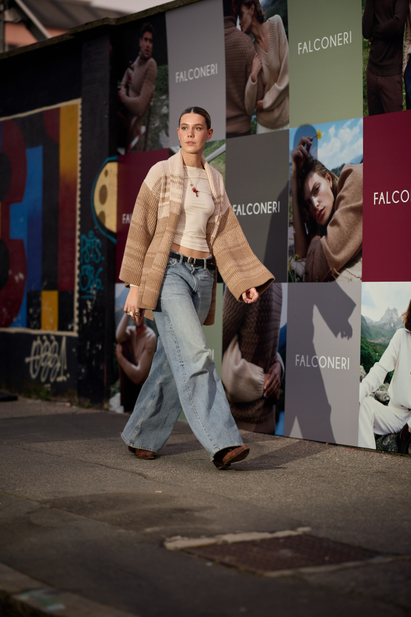 Το ταξίδι του κασμιρένιου fashion show fw 2023 της Falconeri