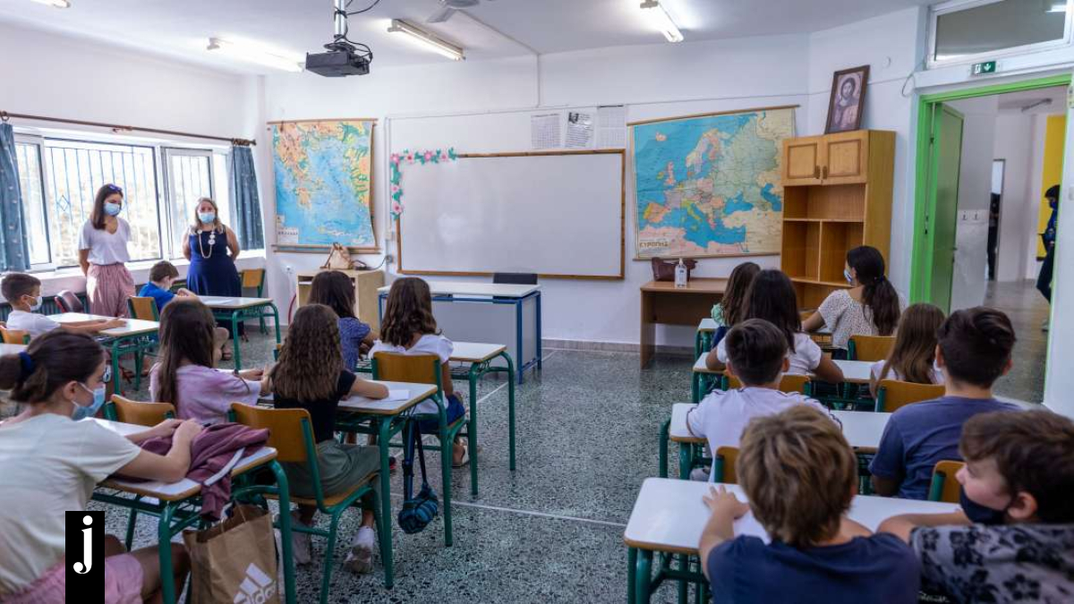 Επιστροφή στα σχολεία χωρίς μέτρα και τεστ: Τι θα ισχύσει με το πρώτο ...