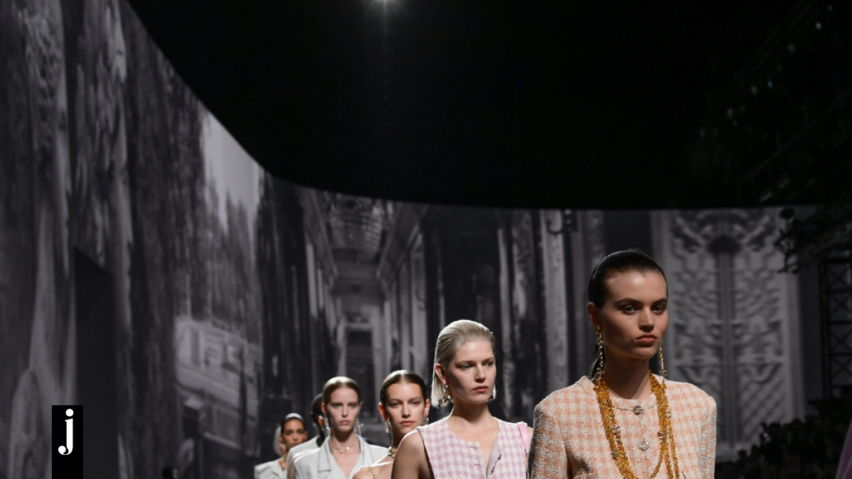 Chanel S/S 2023: Η Virgine Viard εμπνεύστηκε από την έβδομη τέχνη για ...