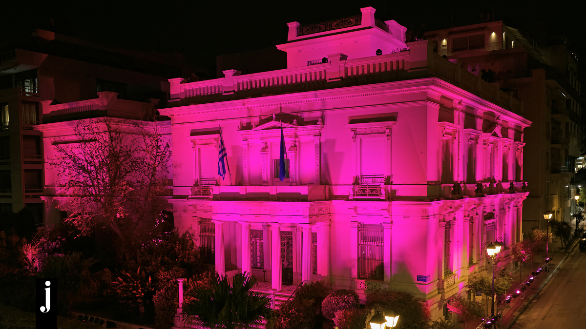 Η ESTÉE LAUDER HELLAS φωταγώγησε το Μουσείο Μπενάκη | Jenny.gr