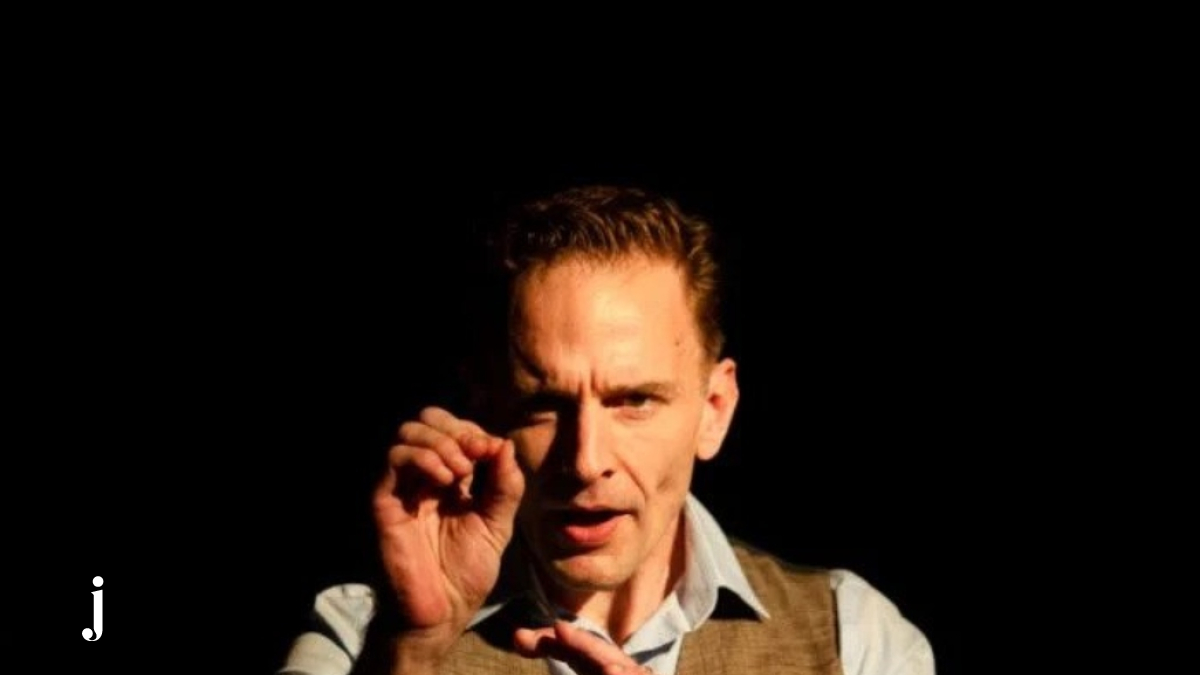 Gene Gillette: Ο ηθοποιός του Μπρόντγουεϊ στο Θέατρο Τέχνης για το ...