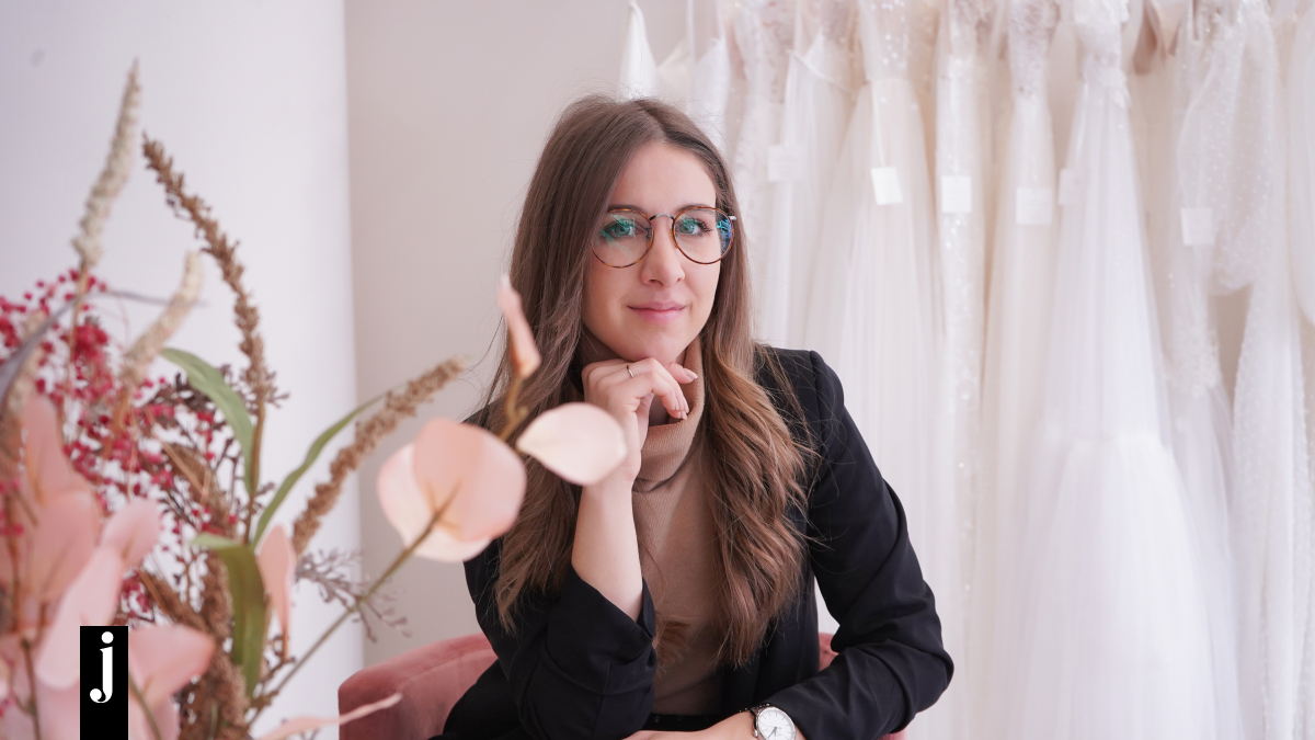 Η σχεδιάστρια νυφικών Ειρήνη Αγγελοπούλου μας συστήνει τον οίκο Ayrin ...