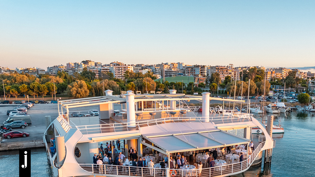 Ploes Floating Venue: Ο πιο ρομαντικός γάμος πάνω στο νερό | Jenny.gr