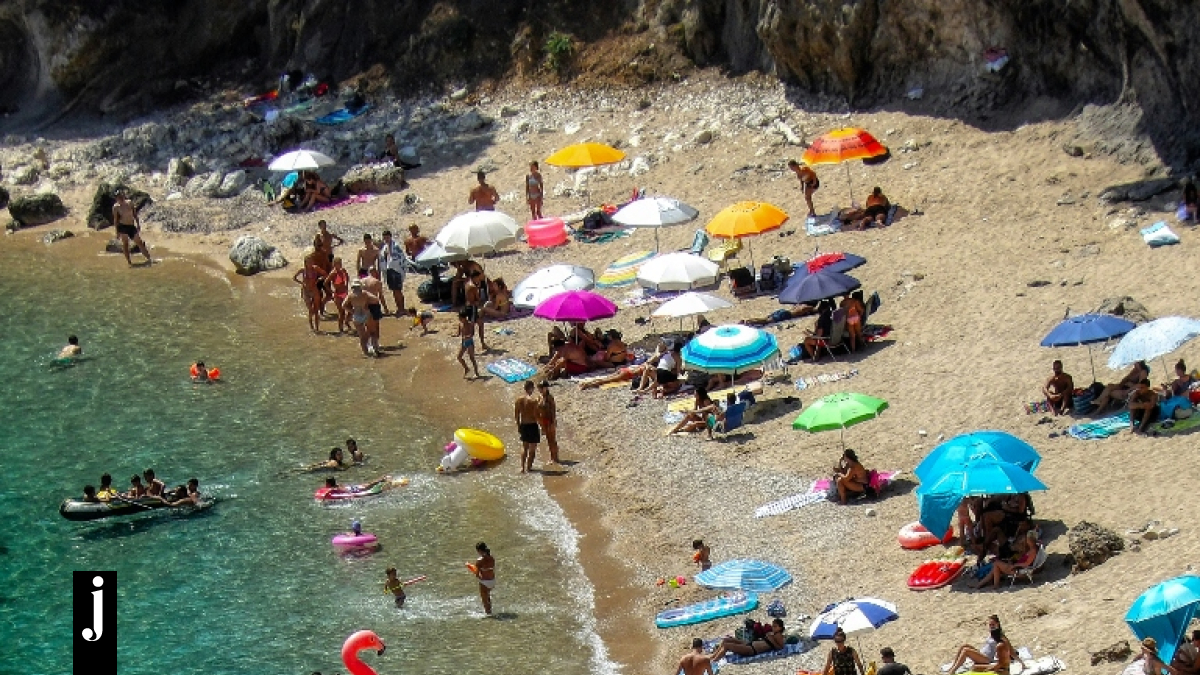 Επίδομα αδείας 2025: Πώς υπολογίζεται - Έως πότε καταβάλλεται | Jenny.gr