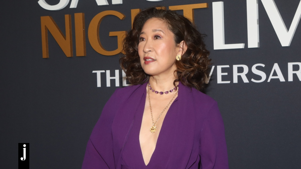 H Sandra Oh για τη δεκαετία των 50: «Συνειδητοποιείς ότι δεν εξαρτάσαι ...