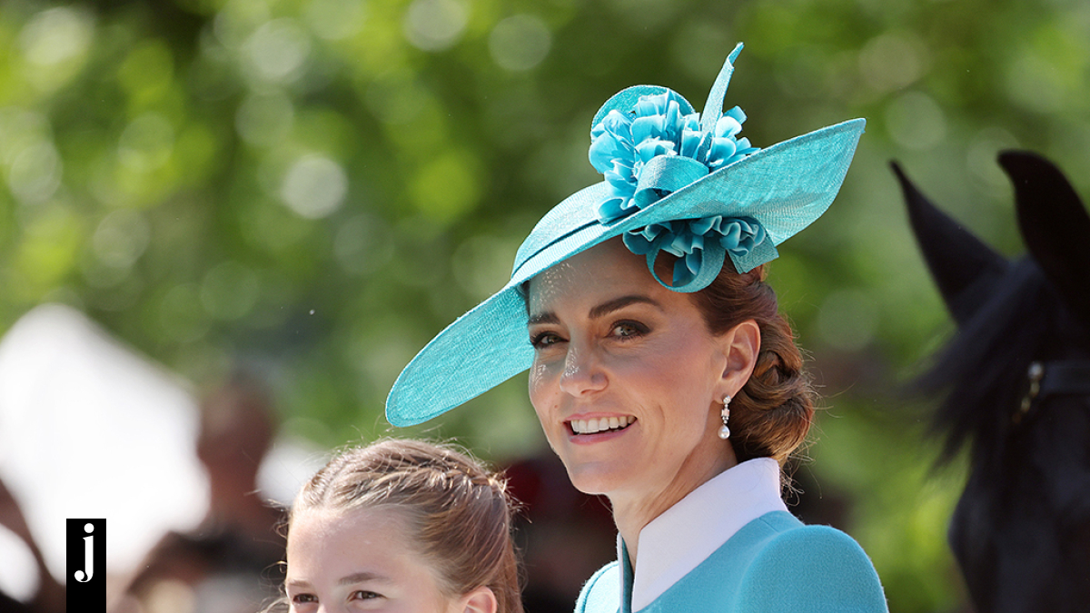 Η πριγκίπισσα Σάρλοτ μεγάλωσε και αρχίζει να υιοθετεί το signature look ...