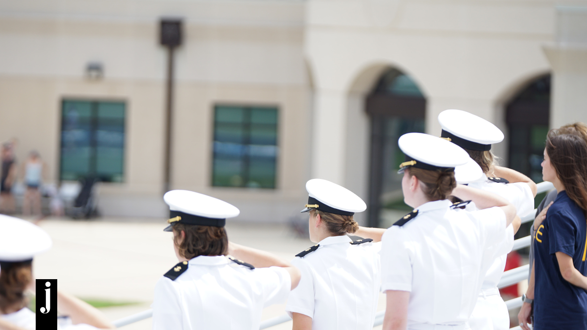 Sydney Barber: Η πρώτη Αφροαμερικανή που θα διοικήσει το Αμερικανικό ...