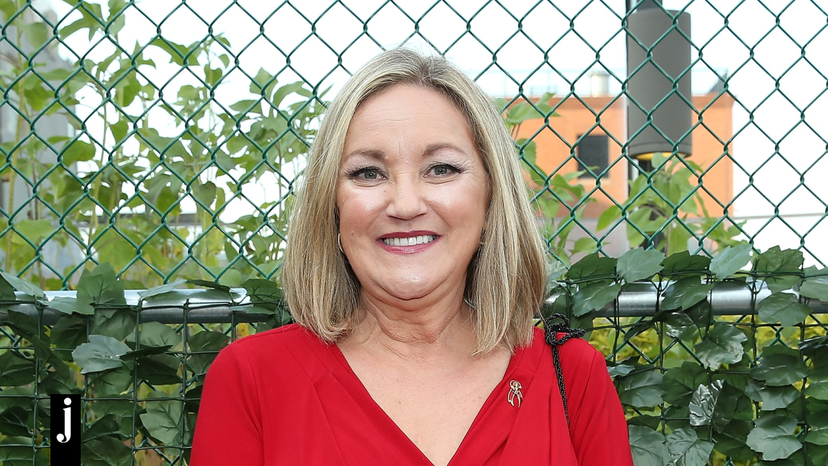 Ruth Coker Burks: Ο «φύλακας άγγελος» των οροθετικών ανδρών που έζησαν ...